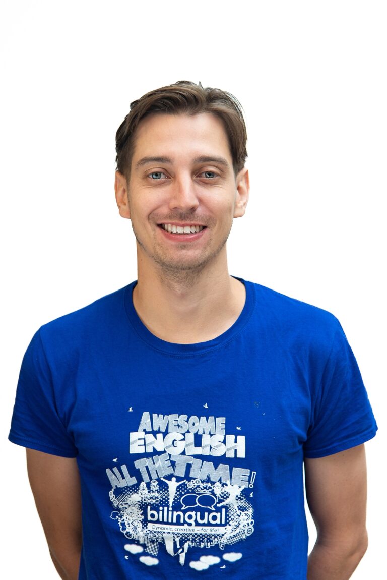 Tyler Strebel - Bilingual